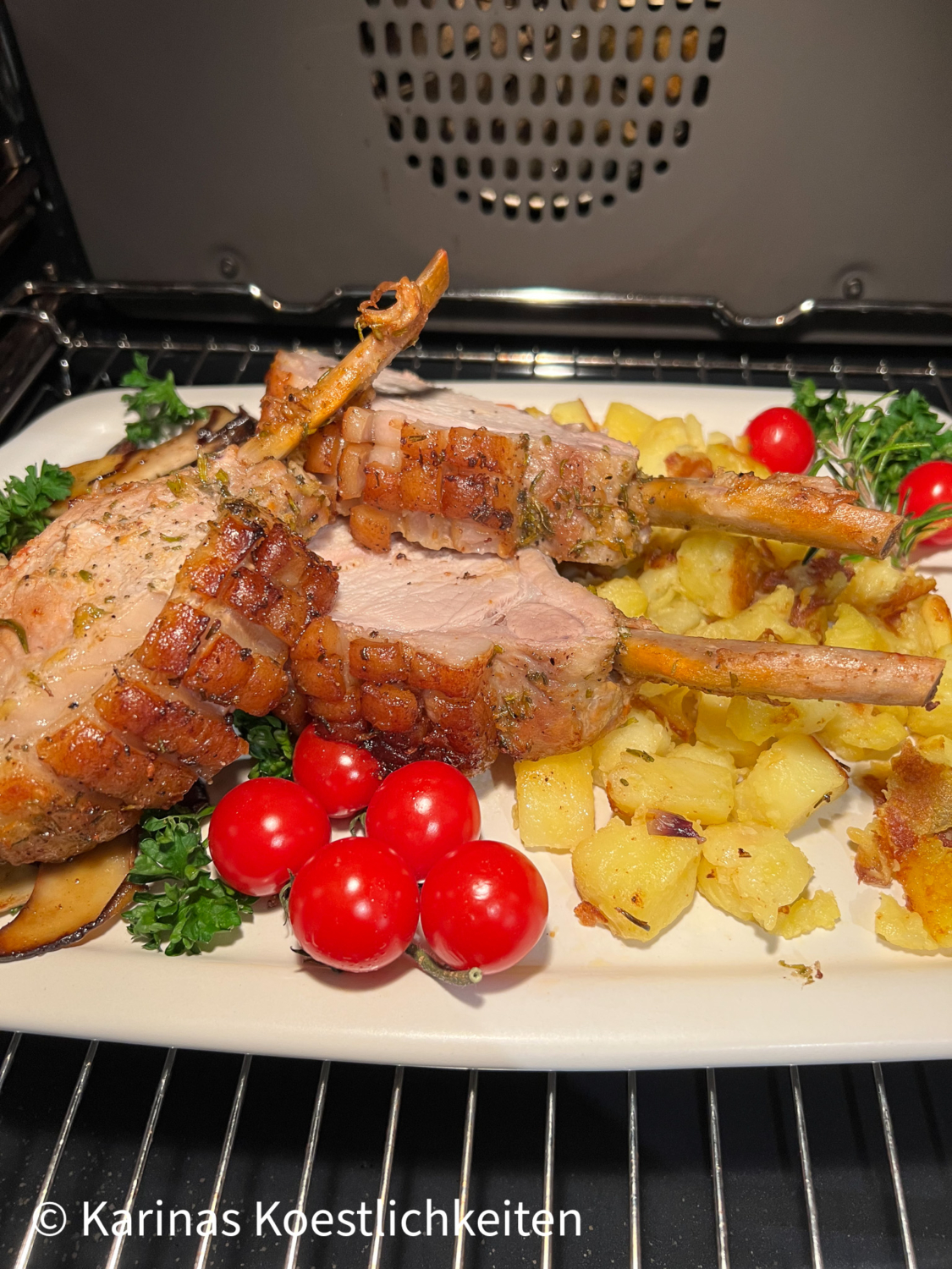 Karree vom Duroc Schwein aus dem Ofenmeister - Karina Groß mit Pampered ...